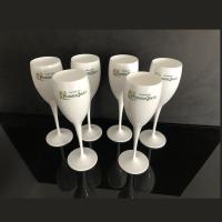 China Eco Friendly Dual Color Plastic Wine Champagne Glasses For Wine Outdoor Event for sale