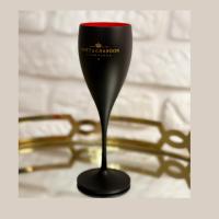 China Party Plastic Champagne Flutes Moet Chandon Glass Wine Drinkware Black Red 2 Color for sale