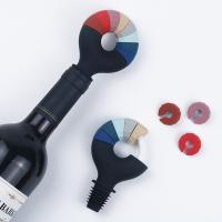 China Pulltex Rainbow Wine Bottle Stopper With 8 Glass Identifiers Silicone Charm for sale