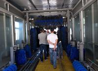 China Drive-through Conveyor Belt American Tunnel Car Wash Machine for Continuous Cleaning in North/South America for sale