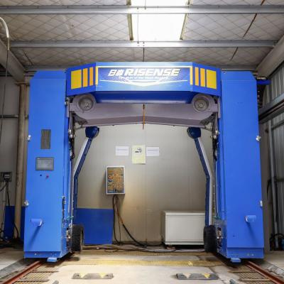 China Galvanized Frame Risense Two Arm Full Automatic Touch Free Car Wash for Fine Washing for sale