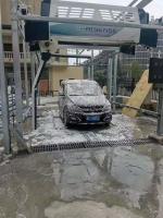 China Touchless Car Wash Machine With 1000W Output Power Hot Dip Galvanized Steel for sale