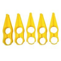 China Plastic Poultry House Accessories Water Pipe Hook For Broiler Nipple Drinker for sale