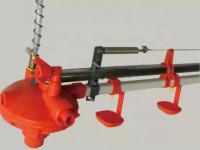China Plastic Nipple System In Poultry Farm water and manpower saving for sale