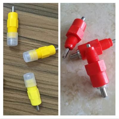 China Metal Plastic Nipple Poultry Feeder Drinker 360 Degree Outlet for sale