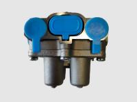 China 110 x 90 x 90 Kinglong Bus Parts Four Circuit Protection Valve M22 x 1.5 for sale