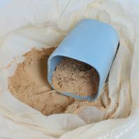 China SONYEE Brown Blue 100% Melamine Food Grade Pure Melamine Powder Fujian Various Applications Manufacturing Chemical Processing for sale