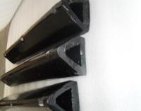 China Industrial Polyurethane Tubing 4-12mm OD Injection Molding PU Black Triangle Pipe 30kg/cm² Burst Pressure for sale
