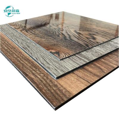 China Approximately 3.5 To 5.5 Kg per square meter sandwich panels coated in PVDF perfect for commercial roofing and insulated wall panels for sale