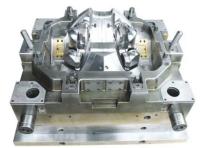 China Large Sized P20 Injection Mold Base With Hot Runner Valve Gate for sale