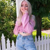 China Autumn Long Sleeve Knitted Crop Top Sweater for sale