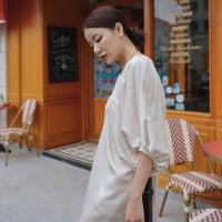 China Five Point Sleeve Loose Women'S Beachwear Dresses Backless Stitching French Style Dress for sale