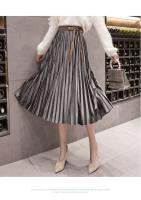 China Large Swing Women Pleated Skirt , Gold Bowknot Velvet Pleated Midi Skirt for sale