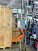 China Lab Drop Tester with Handle Control and Motor Adjustment for Height Accuracy and 800x800x800mm Specimen Size for sale