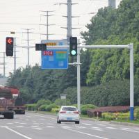 China Hot Dip Galvanized Traffic Signal Pole , 6m Cantilever Light Pole for sale