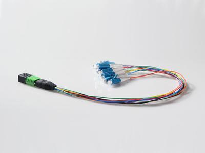 China Customized MPO / MTP-LC Optical Patch Cord Fan Out 0.9mm for sale
