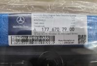 China Mercedes-Benz A-Class (W177) 5d Hatchback 2018 Rain Sensor Car Front Glass Glass Windshield for sale