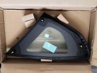 China Kia Carnival Iii Mpv 2015 Car Side Door Glass Passenger Side Window Glass Replacement for sale