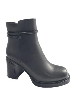 China LADY LEATHER BOOTS for sale