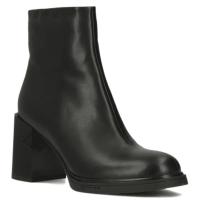 China LADY LEATHER BOOTS for sale