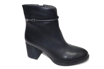 China LADY LEATHER BOOTS for sale