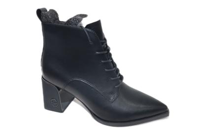 China LADY LEATHER BOOTS for sale