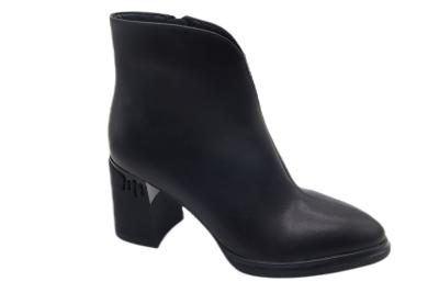 China LADY LEATHER BOOTS for sale