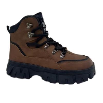 China Men's High Top Chunky Sole Work Boots Non-Slip Outdoor Ankle Boots for sale