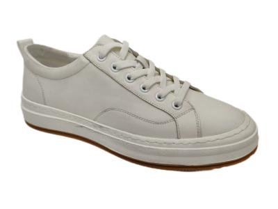 China Men's Leather Sneakers - Chunky Sole Casual Shoes for sale