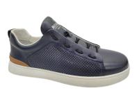 China Men's Leather Sneakers for sale