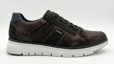 China Men's Sneakers for sale