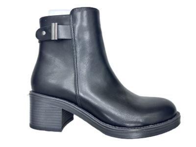 China Lady PU Boots for sale