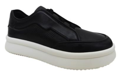China Men's Leather Sneakers for sale
