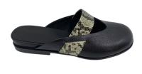 China Ladies Casual Slippers for sale