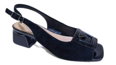 China Women Pointed Toe Slide Mules Sandals, Adjustable Buckle Strap Mid Block Heel Open Back Fashion Slides for sale