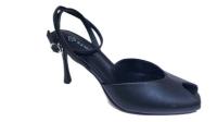 China Ladies Leather Sandals for sale