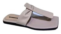 China Ladies Leather Sandals for sale