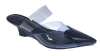 China Ladies Leather Sandals for sale