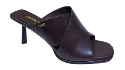 China Ladies Leather Sandals for sale