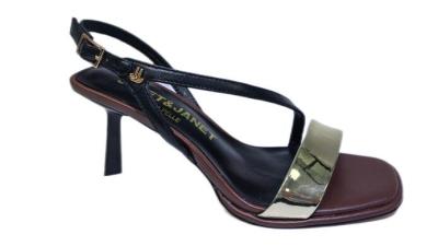 China Ladies Leather Sandals for sale