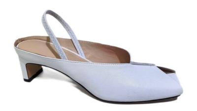 China Ladies Leather Sandals for sale
