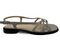 China Ladies Leather Sandals for sale