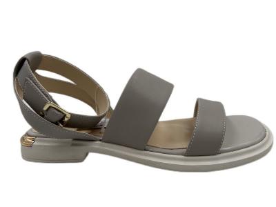 China Ladies Leather Sandals for sale