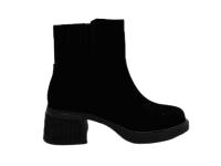 China Ladies Leather Boots for sale