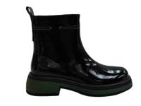 China Ladies Leather Boots for sale