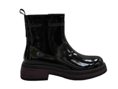 China Ladies Leather Boots for sale