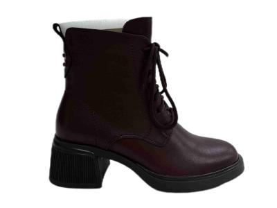 China Ladies Leather Boots for sale
