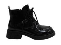 China Ladies Leather Boots for sale