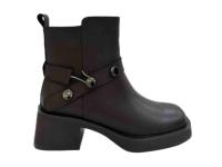 China Ladies Leather Boots for sale