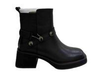 China Ladies Leather Boots for sale